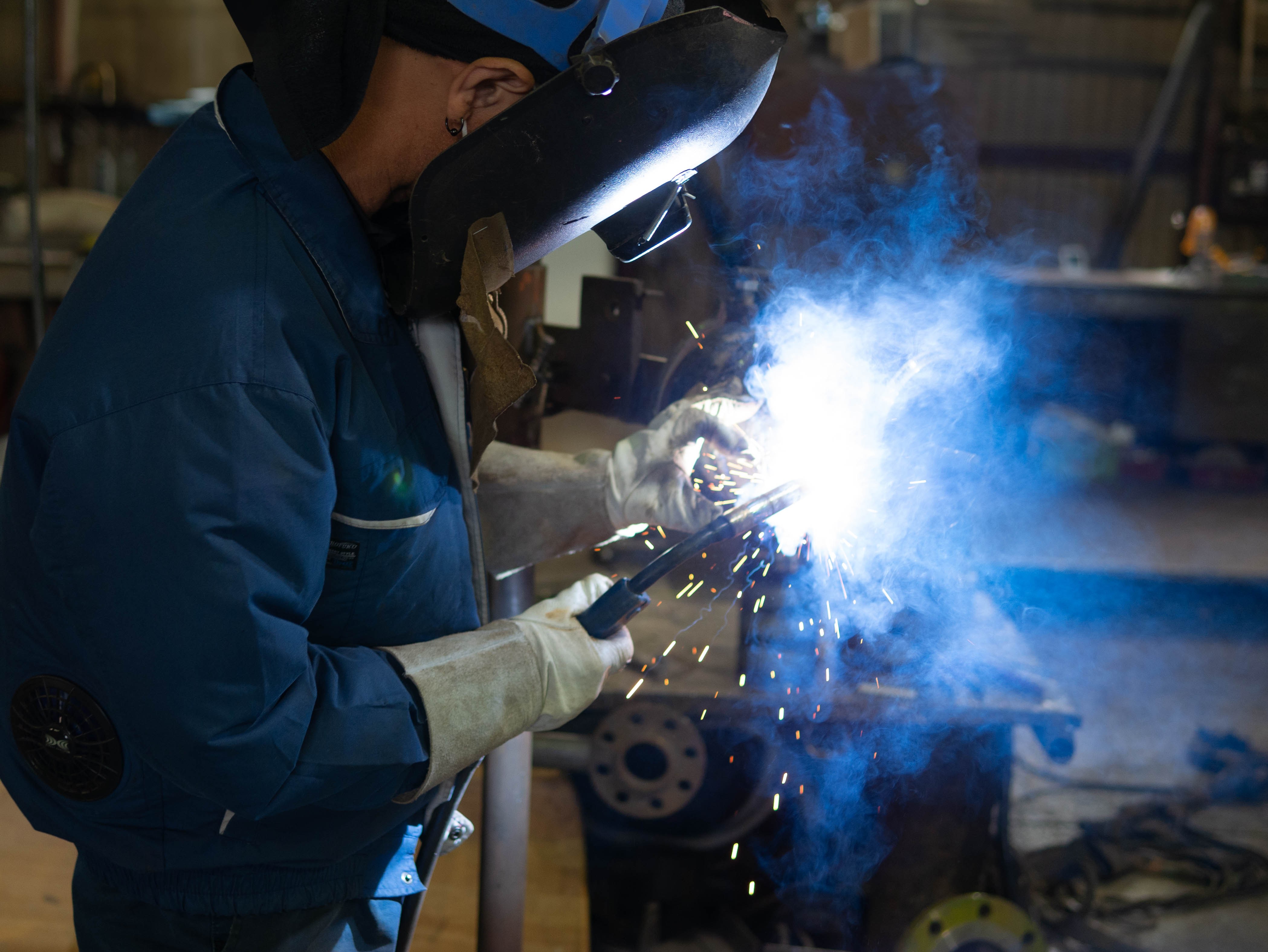 日新エンジ-製品案内